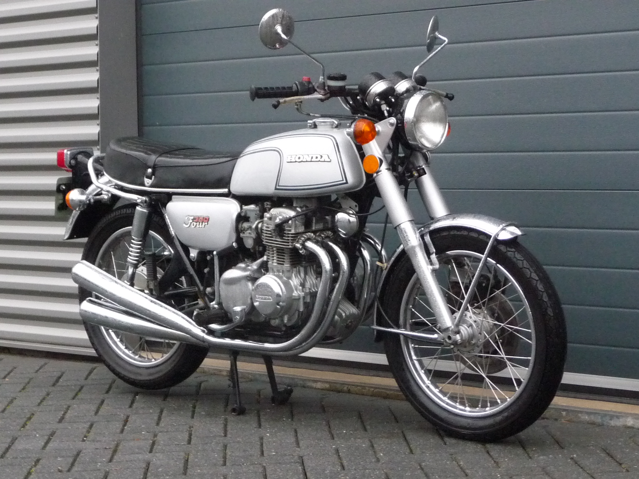 Honda CB350F - 1975